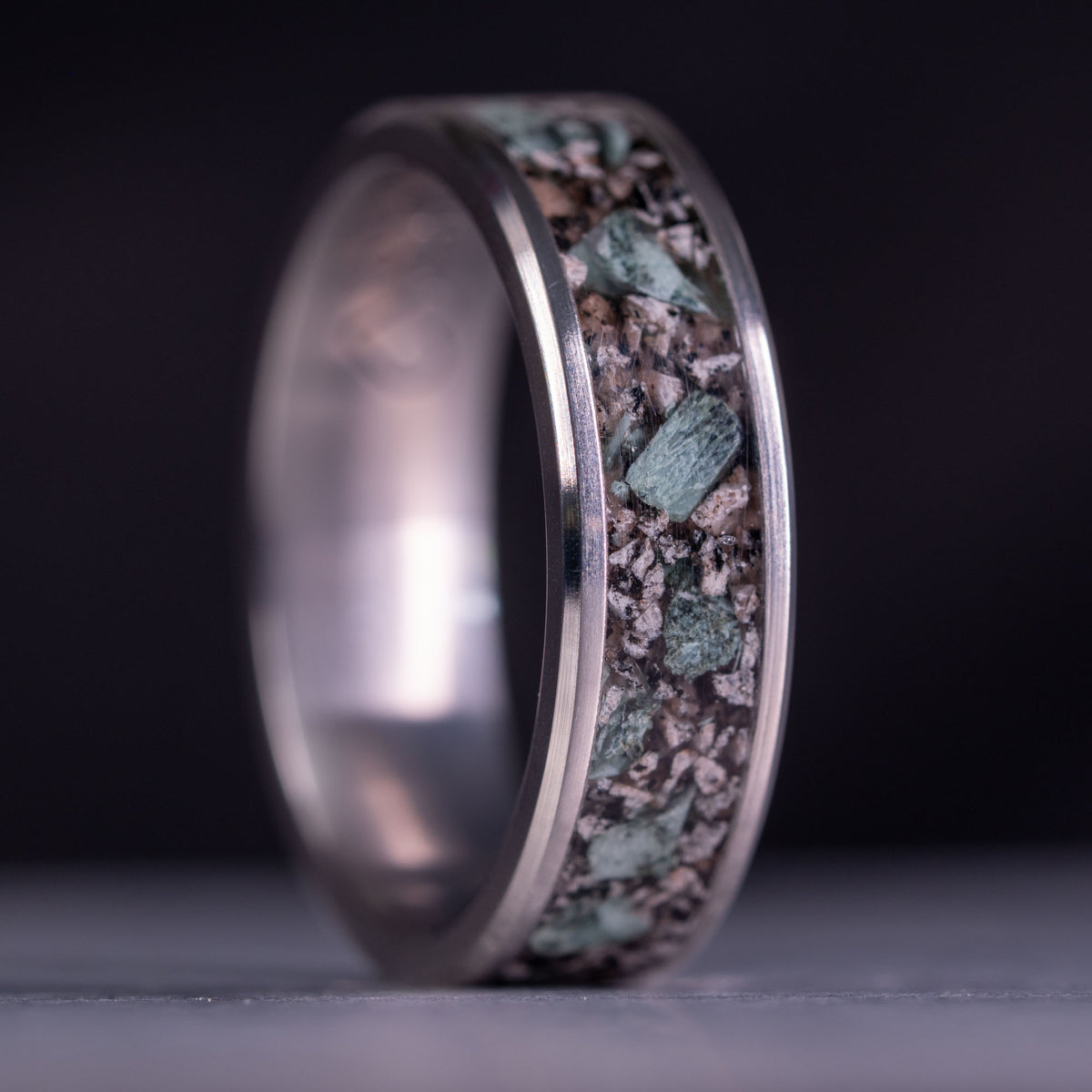 Titanium Yooper Glow Stone & Isle Royale Greenstone Inlay Ring